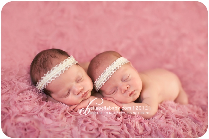 Trio { Austin Newborn Photographer } | Ella Bella Photography - Newborn Photographer in Austin ...