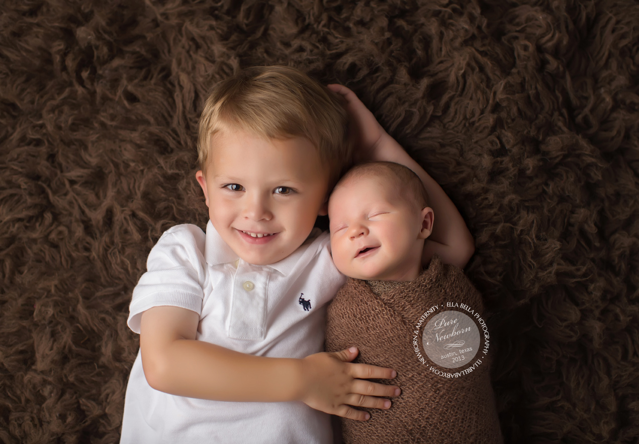 Sweet Siblings { Austin Newborn Photographer } | Ella Bella Photography ...