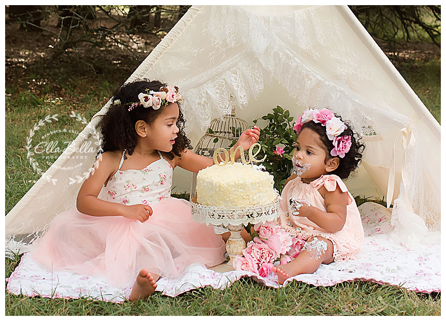 Sweet Cake Smash { San Antonio One Year Cake Smash Photographer & Austin One Year Cake Smash ...