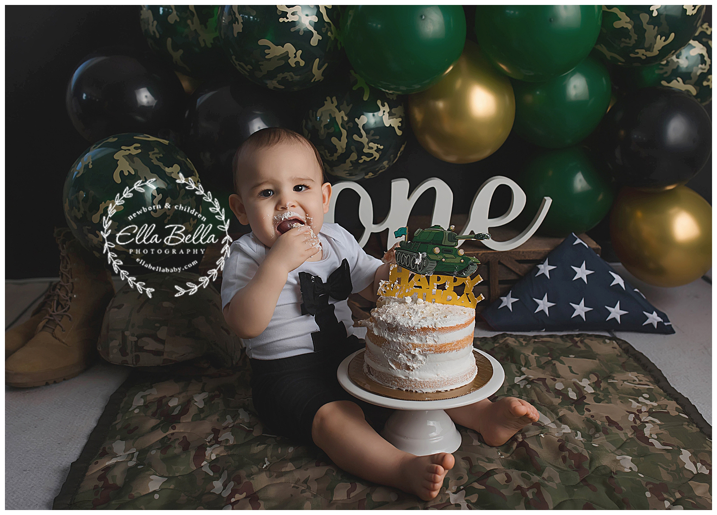 Camo Cake ~ San Antonio One Year Cake Smash Photographer - Ella Bella Photography | Ella Bella ...