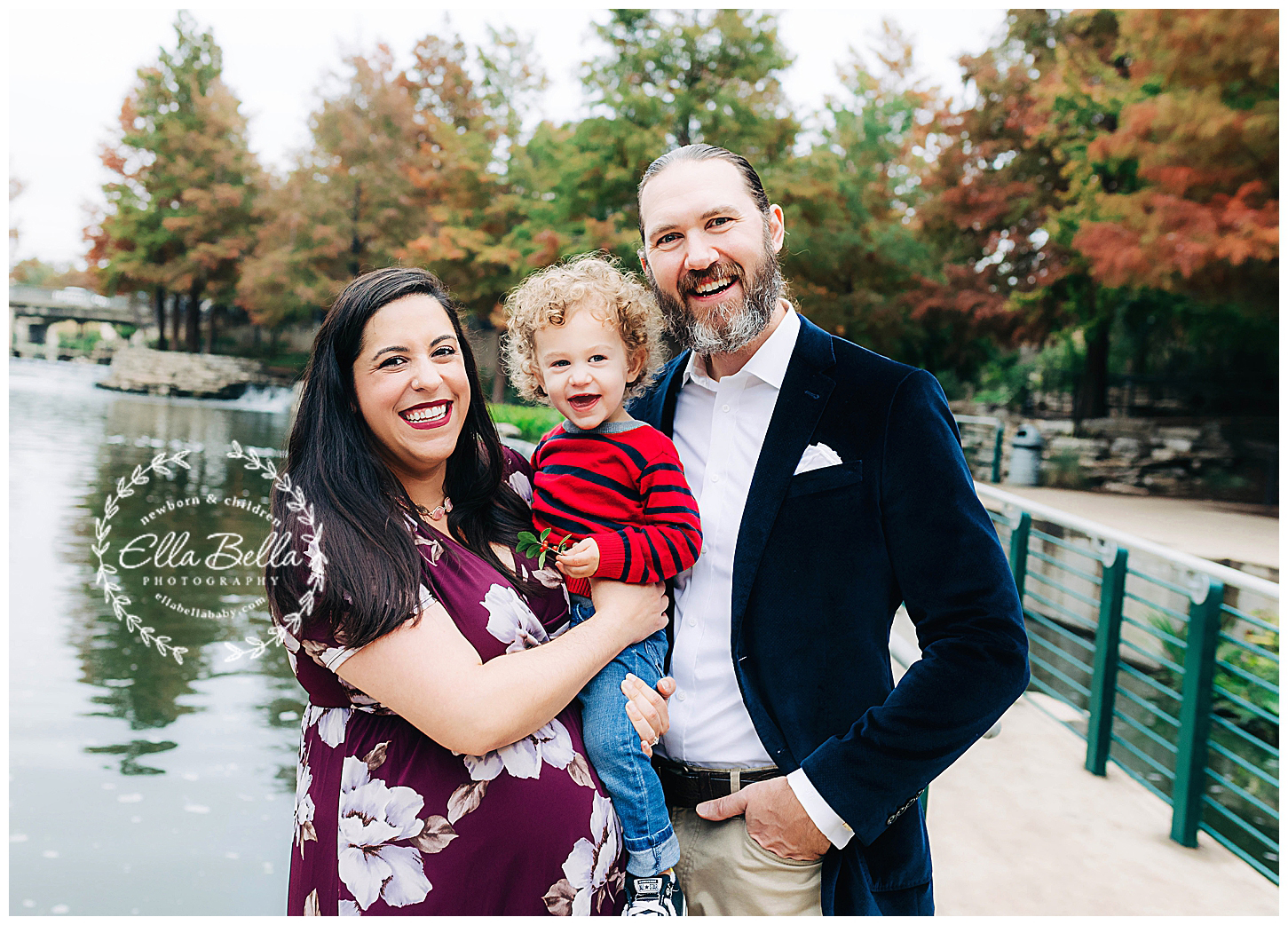 Holiday Maternity ~ San Antonio Maternity Photographer - Ella Bella ...