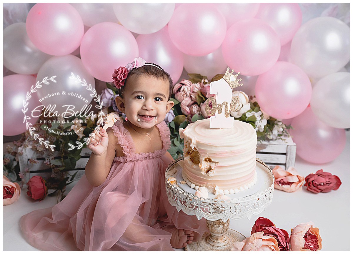 Cake Cuteness ~ San Antonio One Year Cake Smash Photographer - Ella Bella Photography | Ella ...