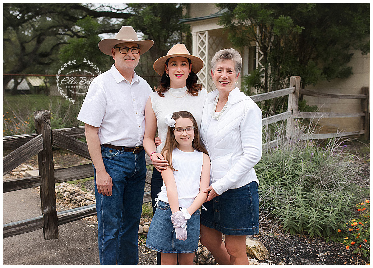 Sweet Family ~ San Antonio Family Photographer - Ella Bella Photography ...