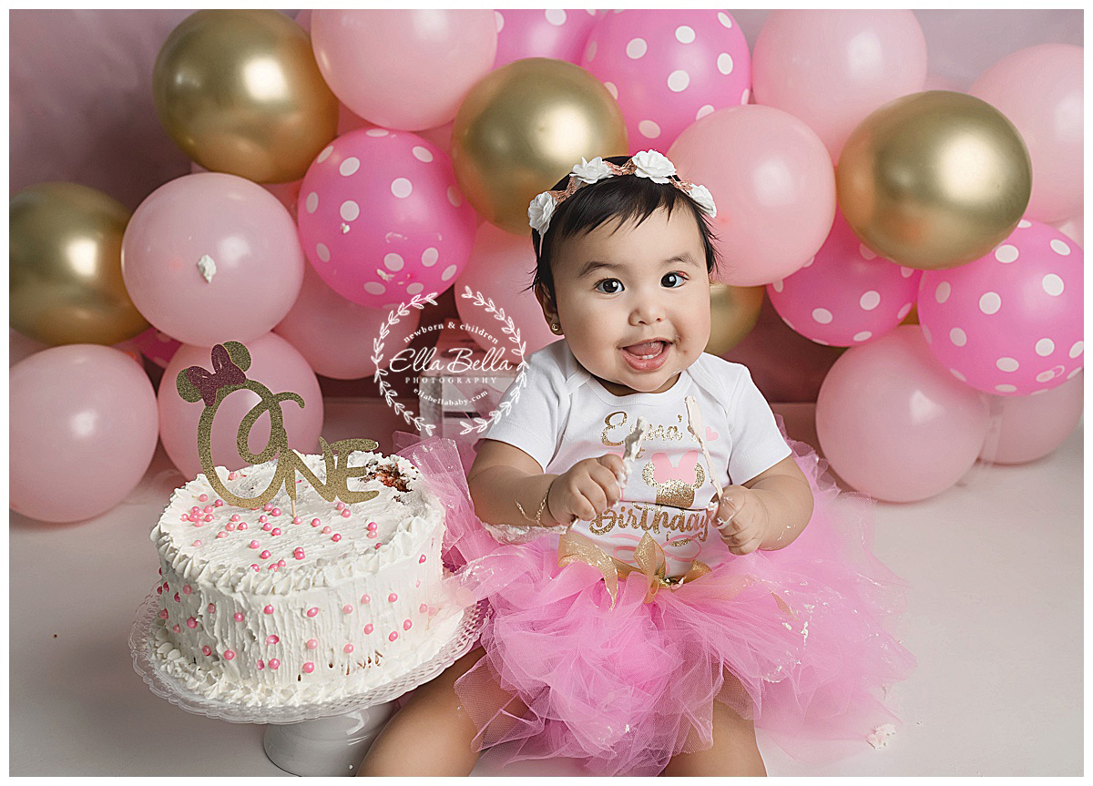 Minnie's Clubhouse ~ San Antonio One Year Cake Smash Photographer - Ella Bella Photography ...